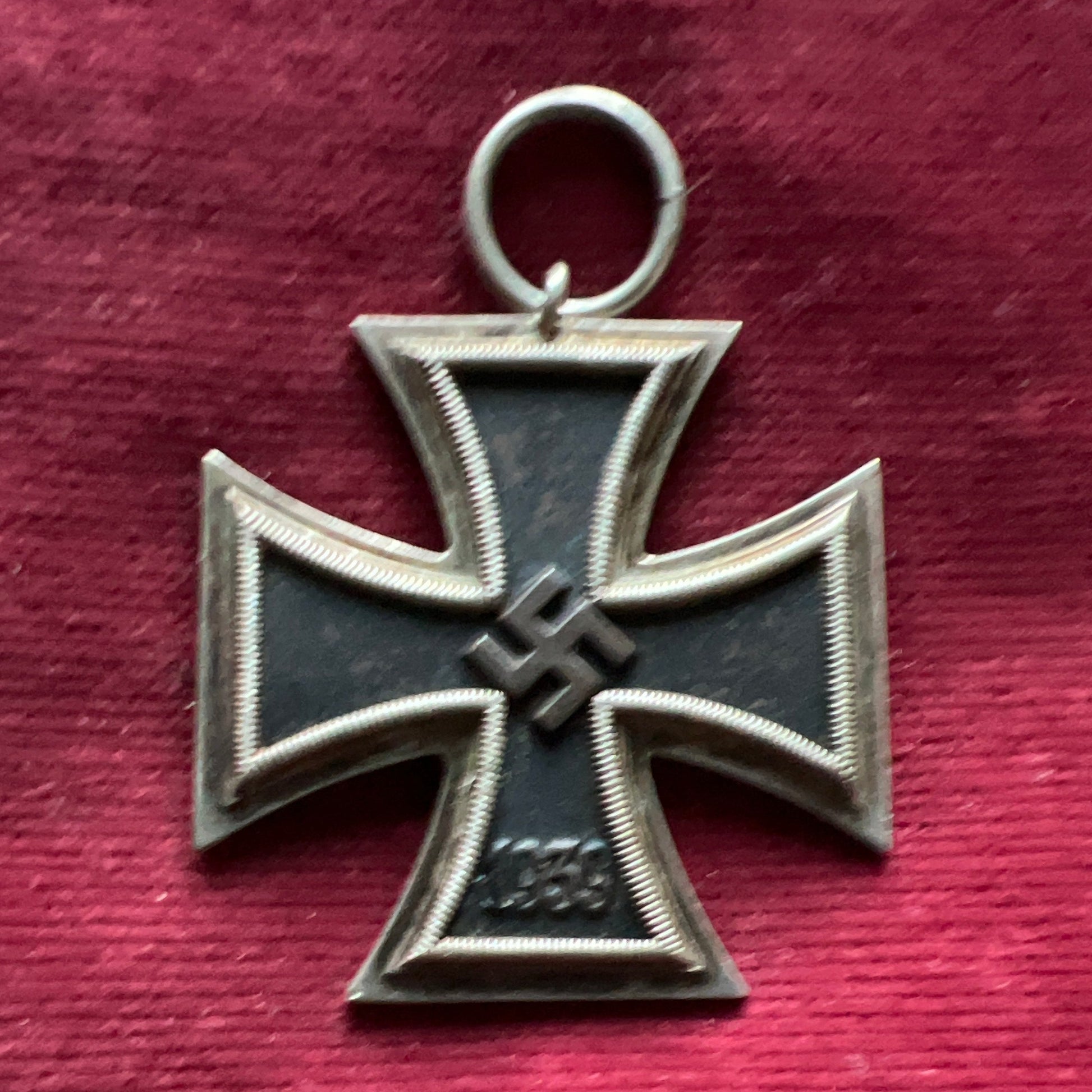 Nazi Germany, Iron Cross, 1939-45, unmarked – BuyMilitaryMedals.com